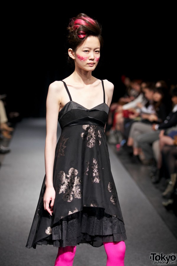 Junya Tashiro 2012 S/S Collection – Tokyo Fashion