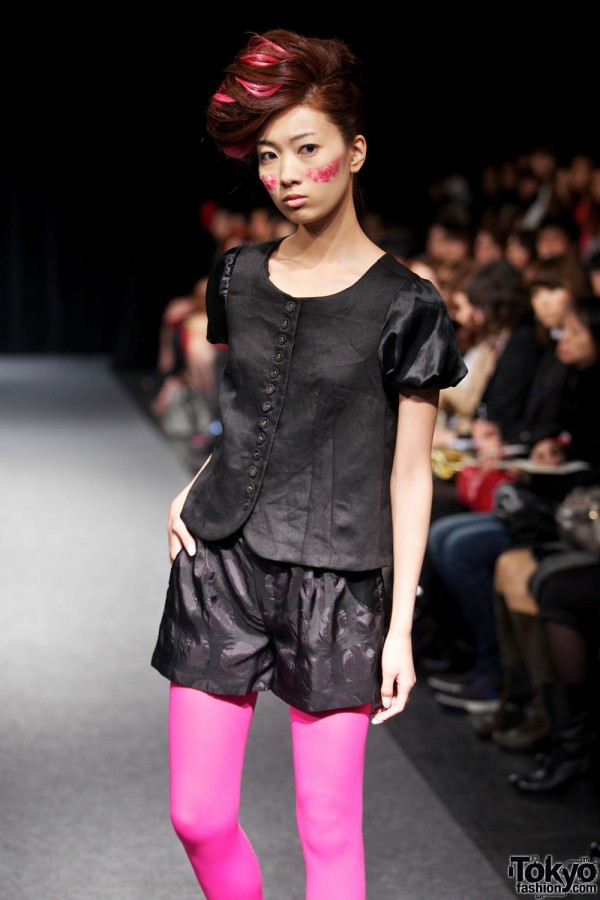 Junya Tashiro 2012 S/S Collection – Tokyo Fashion