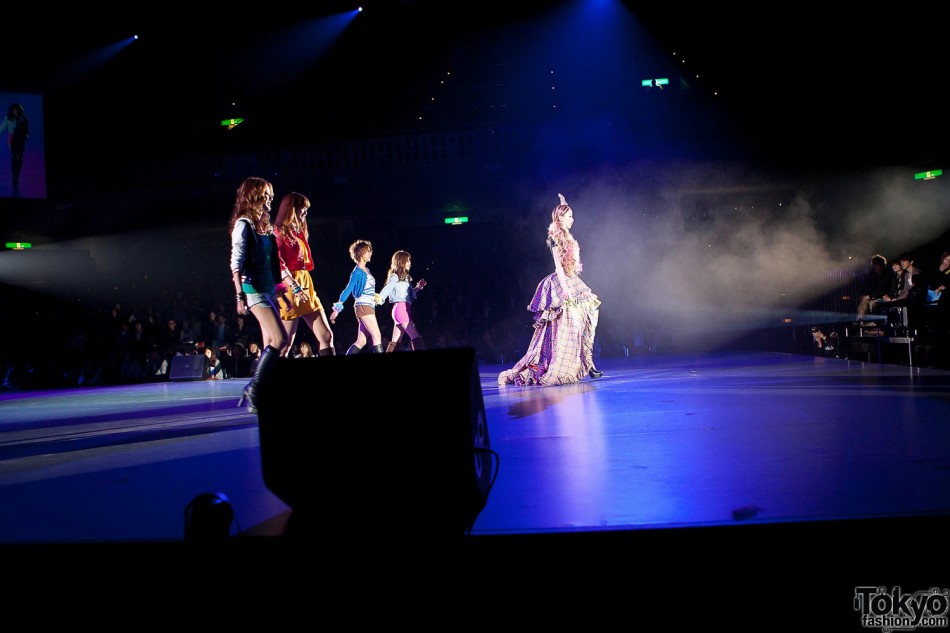 Japanese Hair Show Splash International (70) – Tokyo Fashion