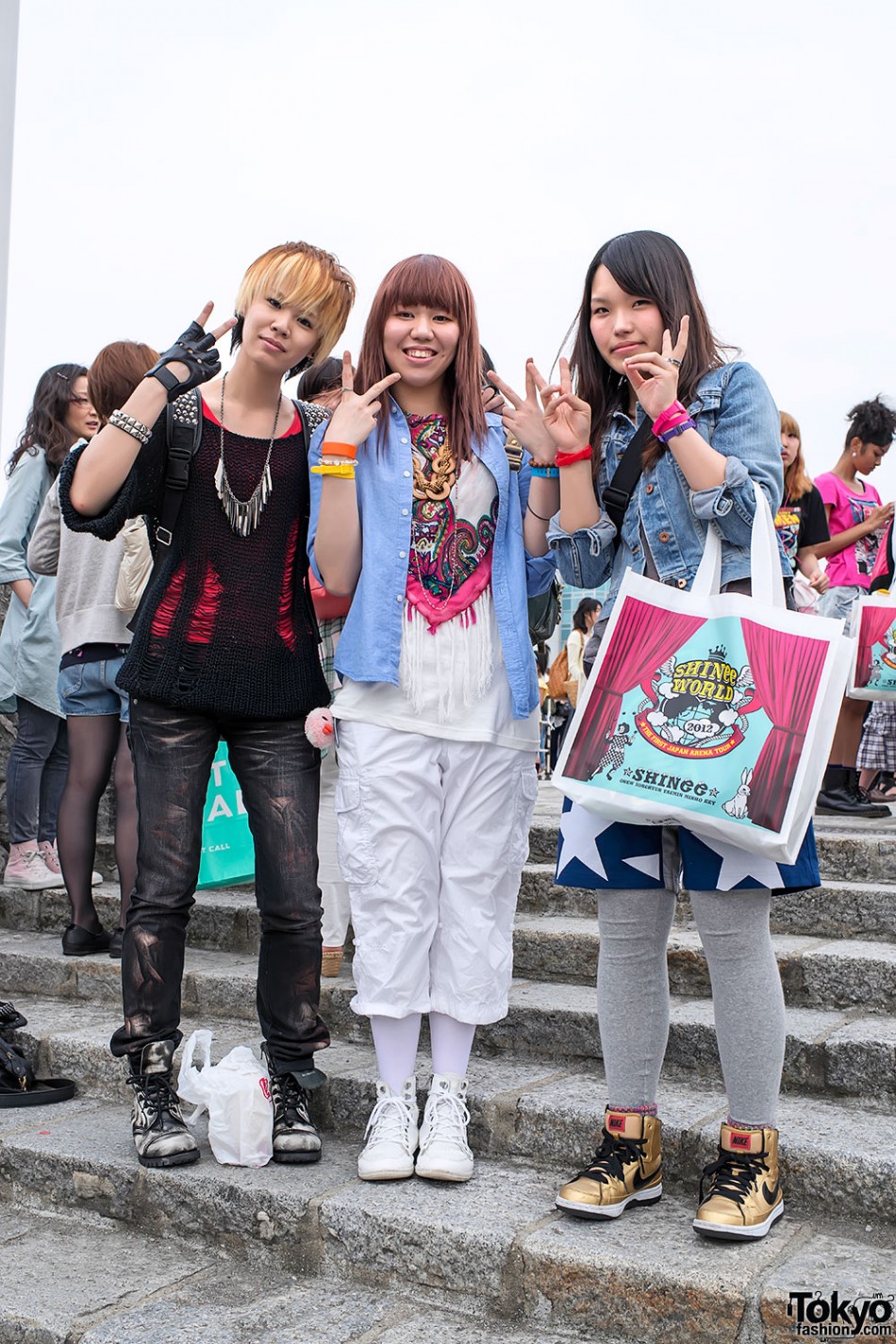 SHINee World 2012 Tour in Tokyo – Fan Fashion Snaps – Tokyo Fashion