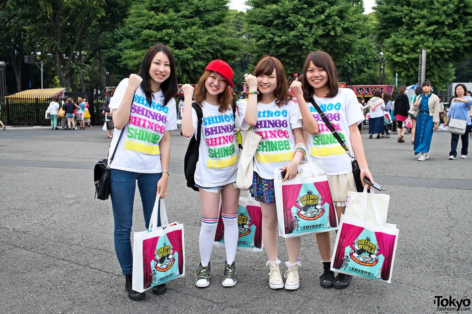 SHINee World 2012 Tour in Tokyo – Fan Fashion Snaps – Tokyo Fashion