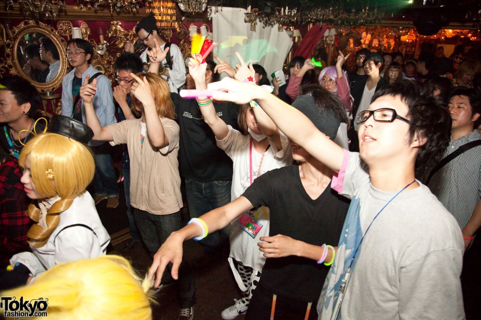Itazura Tokyo “Big Magic Festival” #9 Party Pictures – Tokyo Fashion