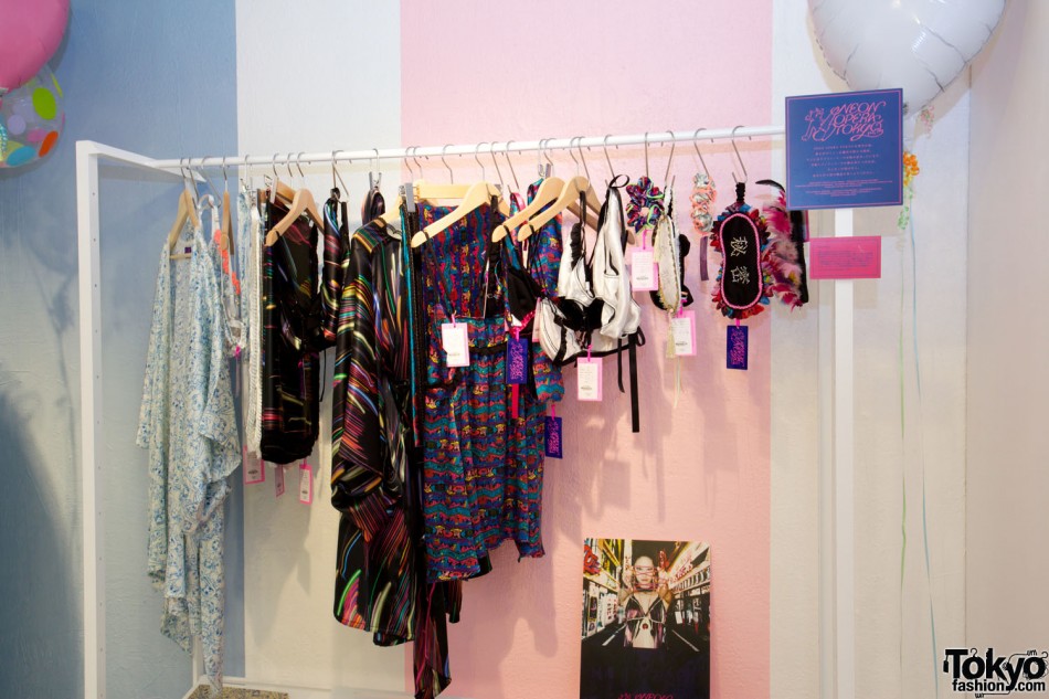 Moshi Moshi Kawaii Harajuku – Cute Souvenirs, Japanese Fashion ...