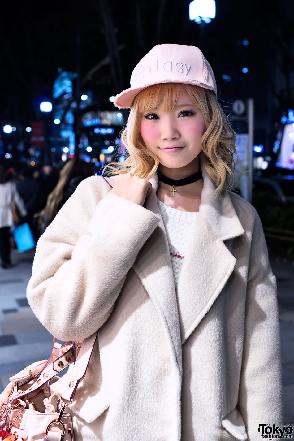 “Fantasy” Cap, Murua & Samantha Thavasa w/ Pretty Hair & Makeup in ...