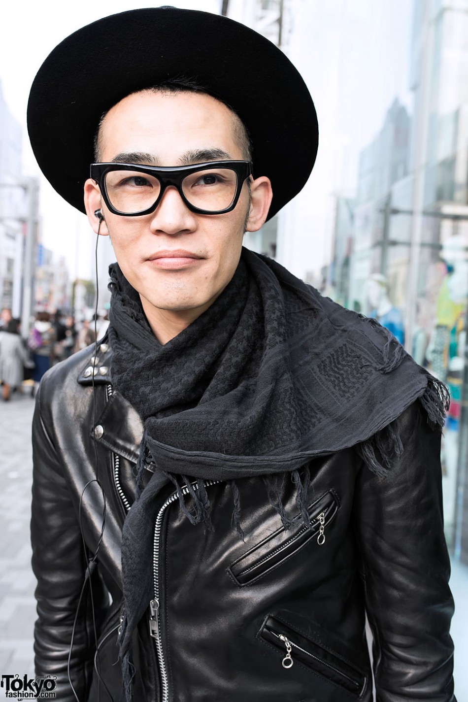 Harajuku Guy in Wide Brim Hat, Studded Leather Jacket & Brogues – Tokyo ...
