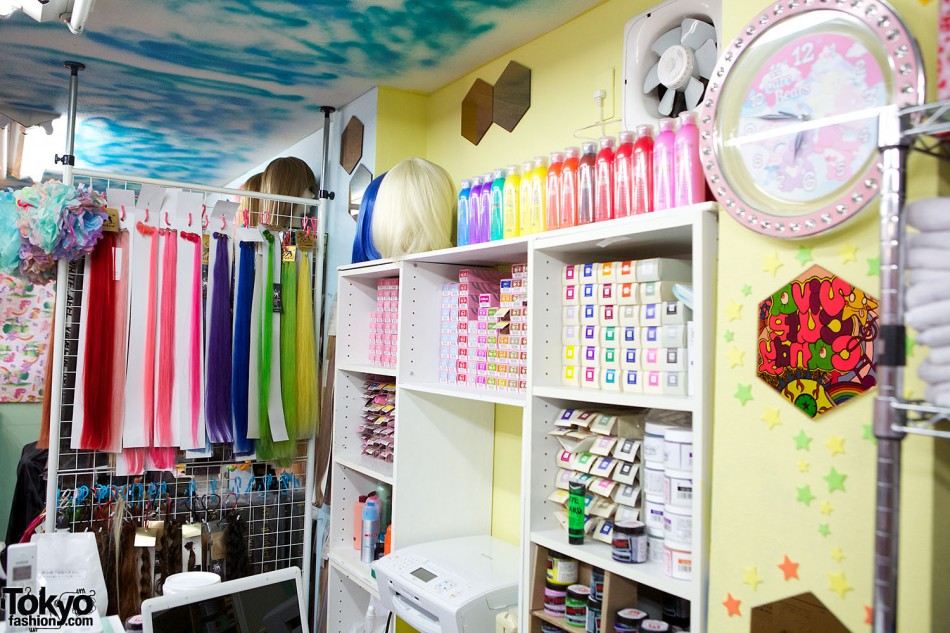 Viva Cute Candy! Kawaii & Colorful Hair Salon in Tokyo – Styling Video ...