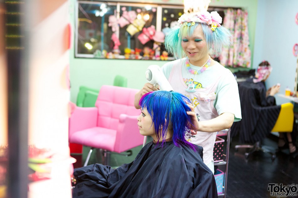 Viva Cute Candy! Kawaii & Colorful Hair Salon in Tokyo – Styling Video ...
