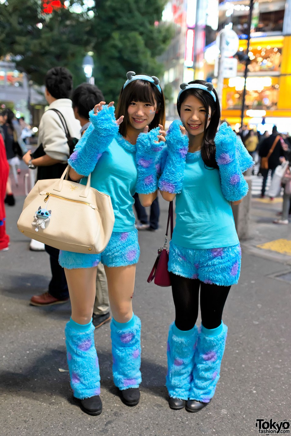 Halloween in Japan – Shibuya Street Party Costume Pictures – Tokyo Fashion