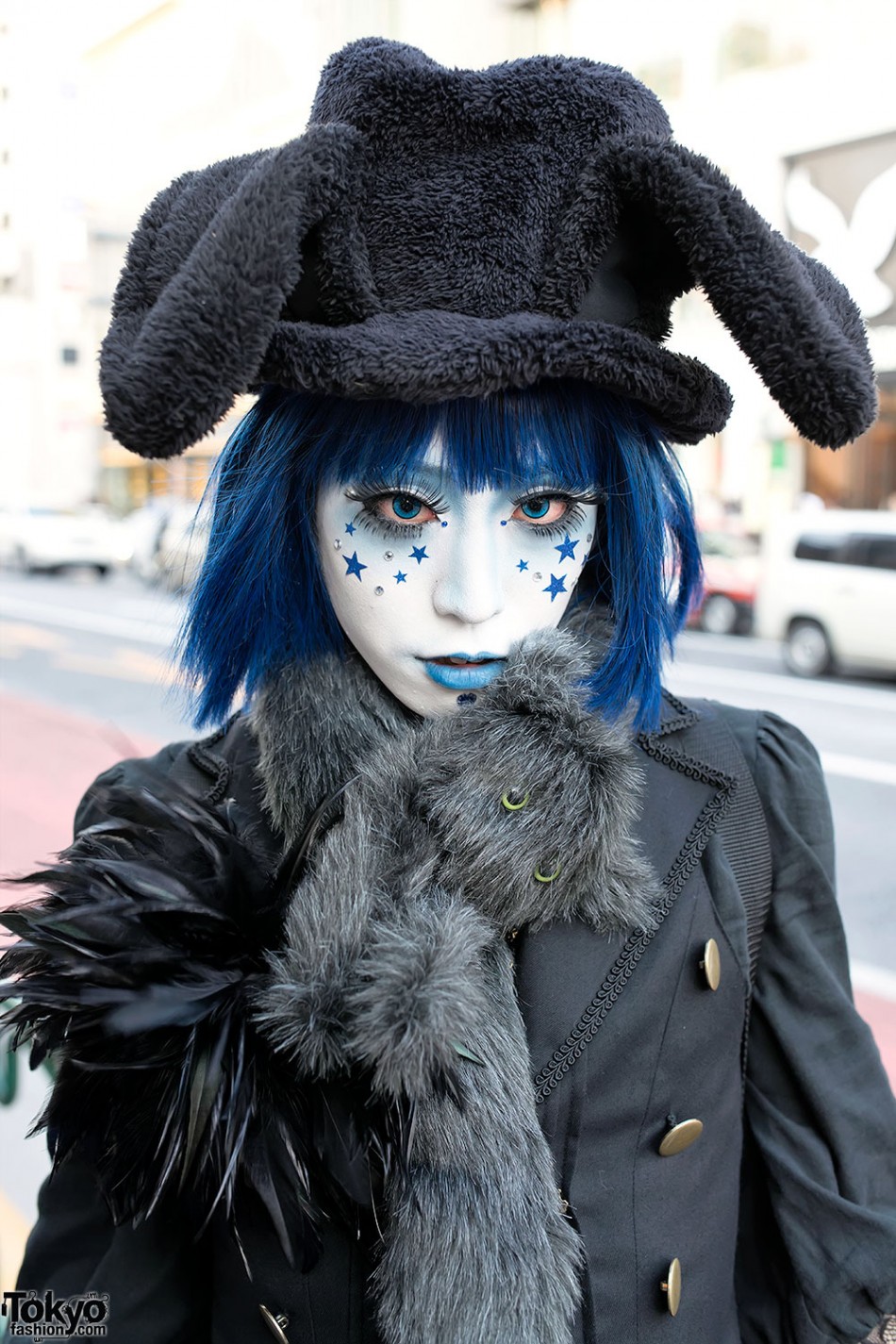 Harajuku Shironuri w/ Blue Hair, Alice And The Pirates & Metamorphose ...