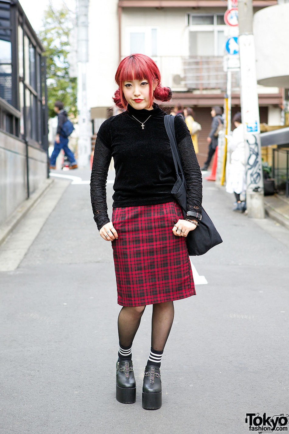 Cute Red Hairstyle, Bubbles Harajuku Top & UNIF Cross Platforms – Tokyo ...