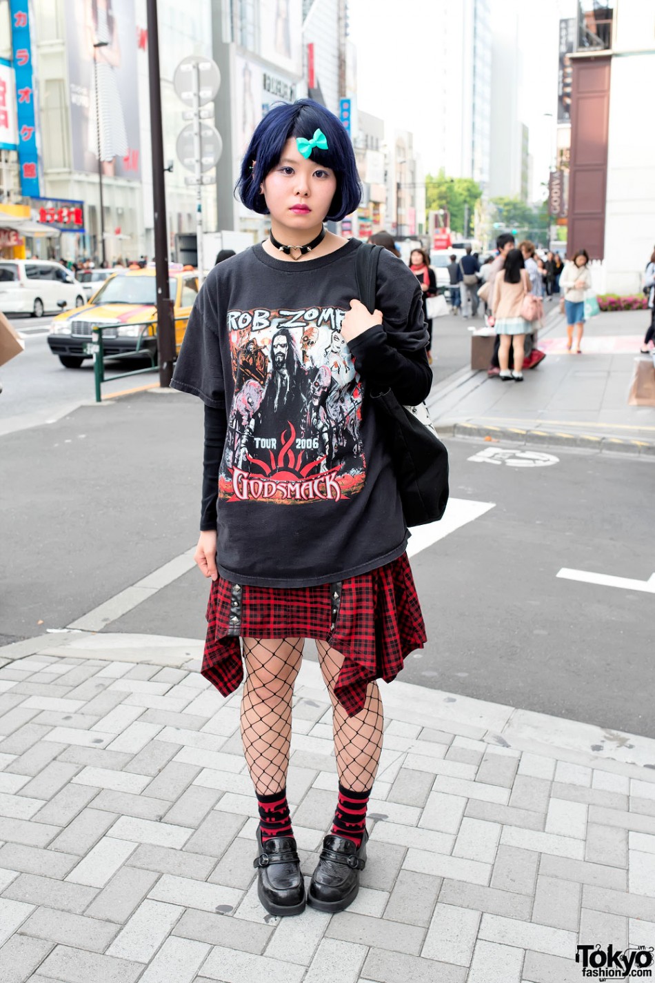 Harajuku Rock Style w/ Blue Hair, Plaid Skirt & UMEZZ Tote Bag – Tokyo ...