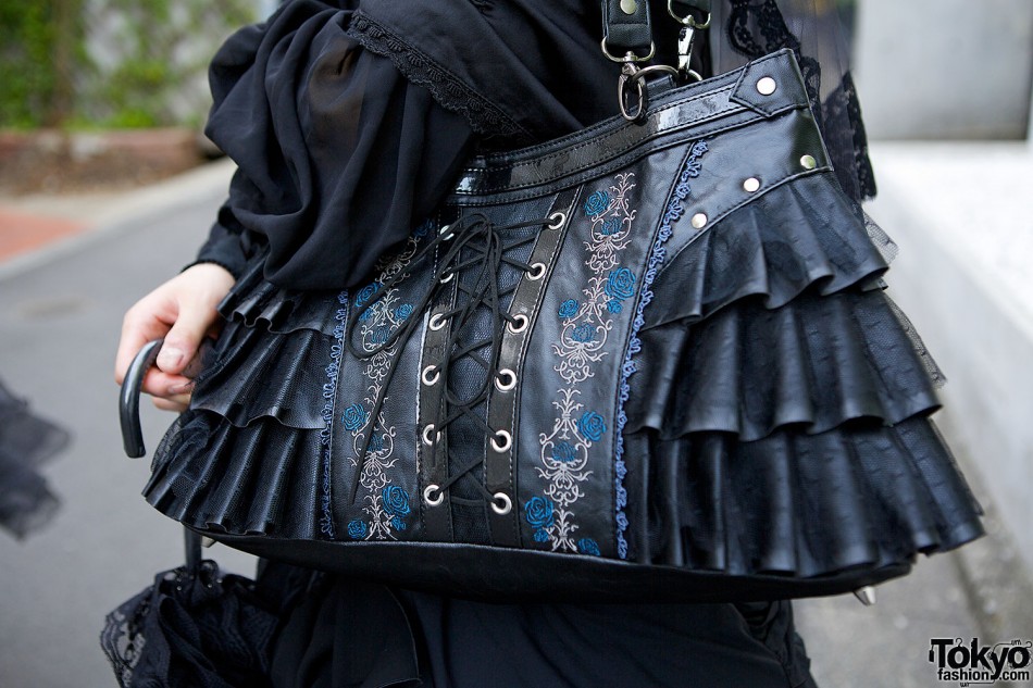 Harajuku Gothic & Lolita Fashion w/ h.NAOTO, Abilletage & Black Peace Now – Tokyo Fashion