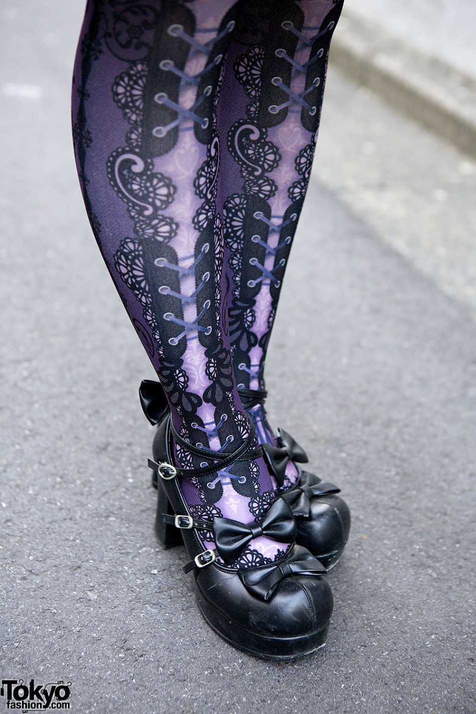 Harajuku Gothic & Lolita Fashion w/ h.NAOTO, Abilletage & Black Peace Now – Tokyo Fashion