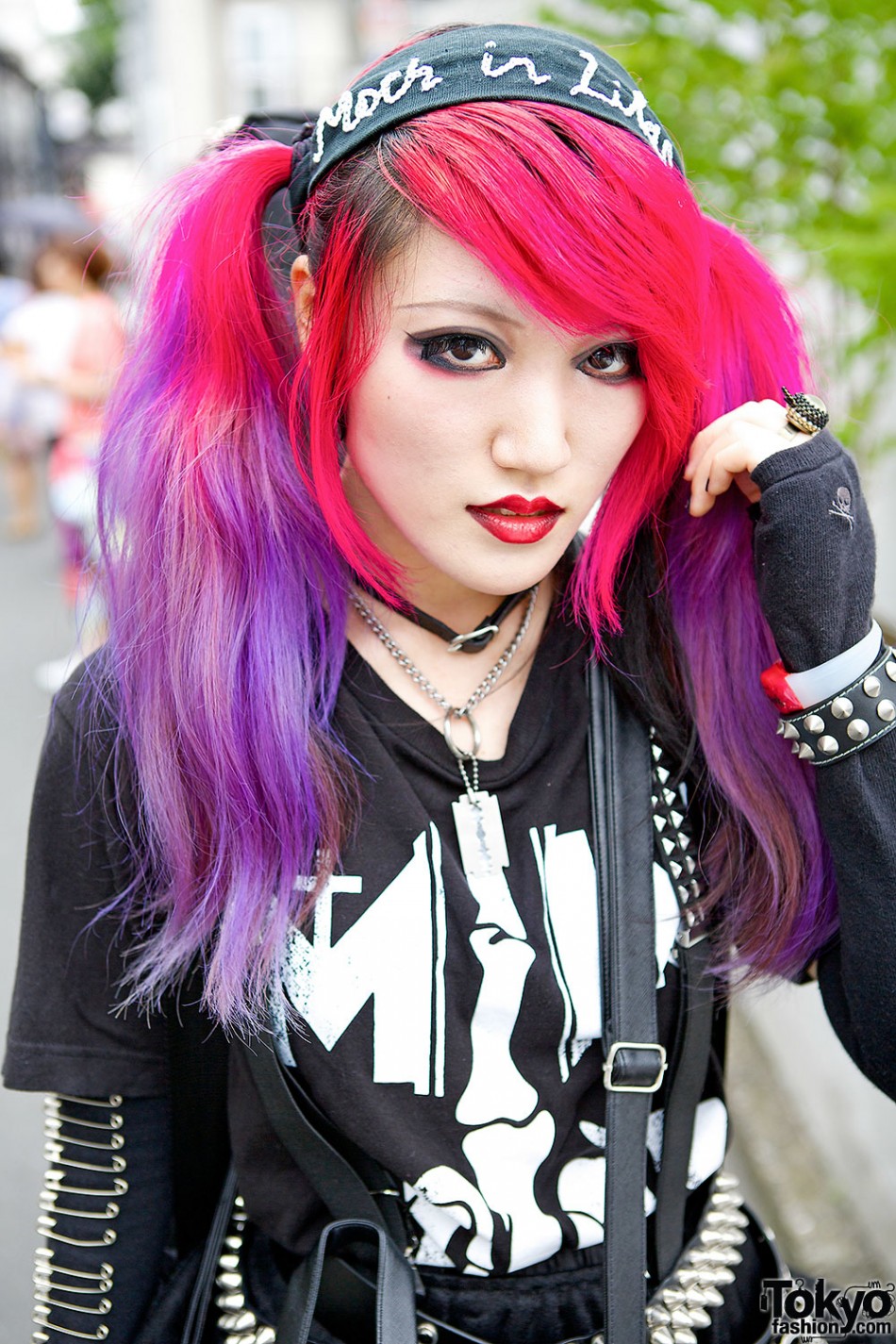 Lisa13 w/ Pink & Purple Hair, Sheer Skirt & Demonia Boots in Harajuku ...