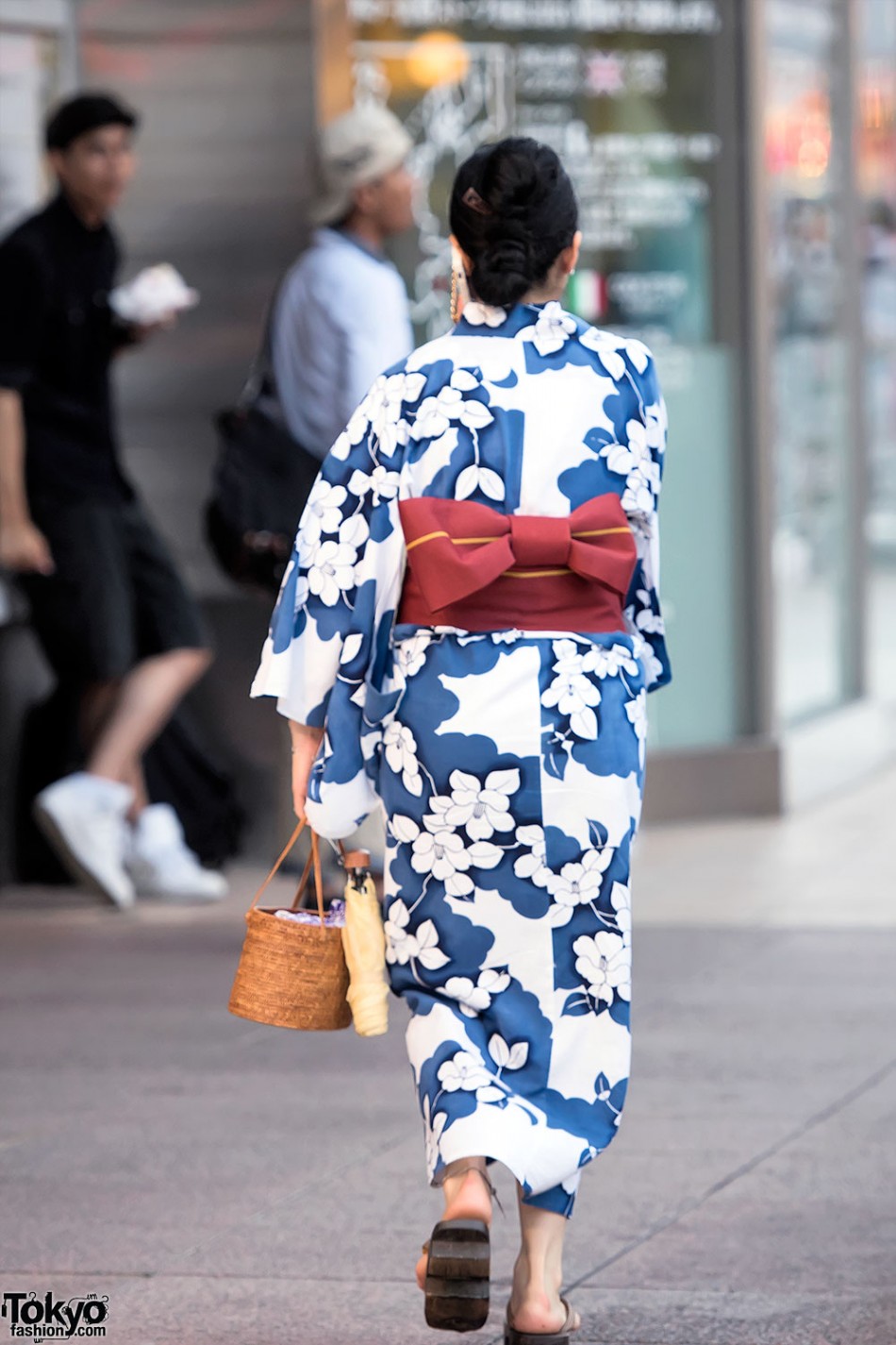 Japanese Yukata Pictures in Harajuku at Jingu Gaien Fireworks Festival ...