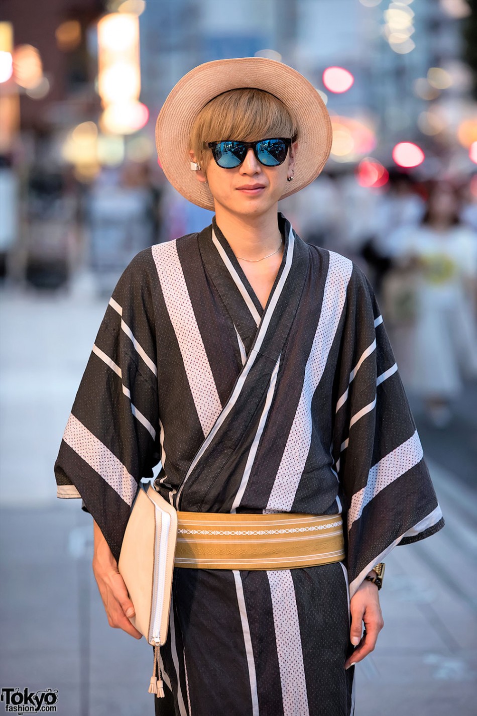 Japanese Yukata Pictures in Harajuku at Jingu Gaien Fireworks Festival ...