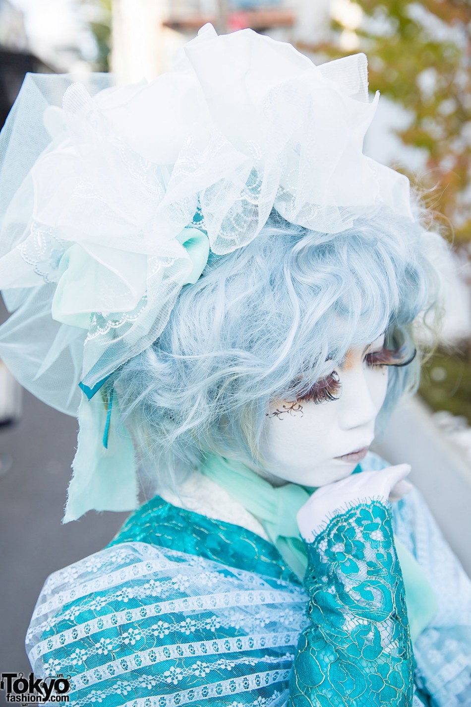 Shironuri Artist Minori in Baby Blue w/ Ruffles & Lace – Tokyo Fashion
