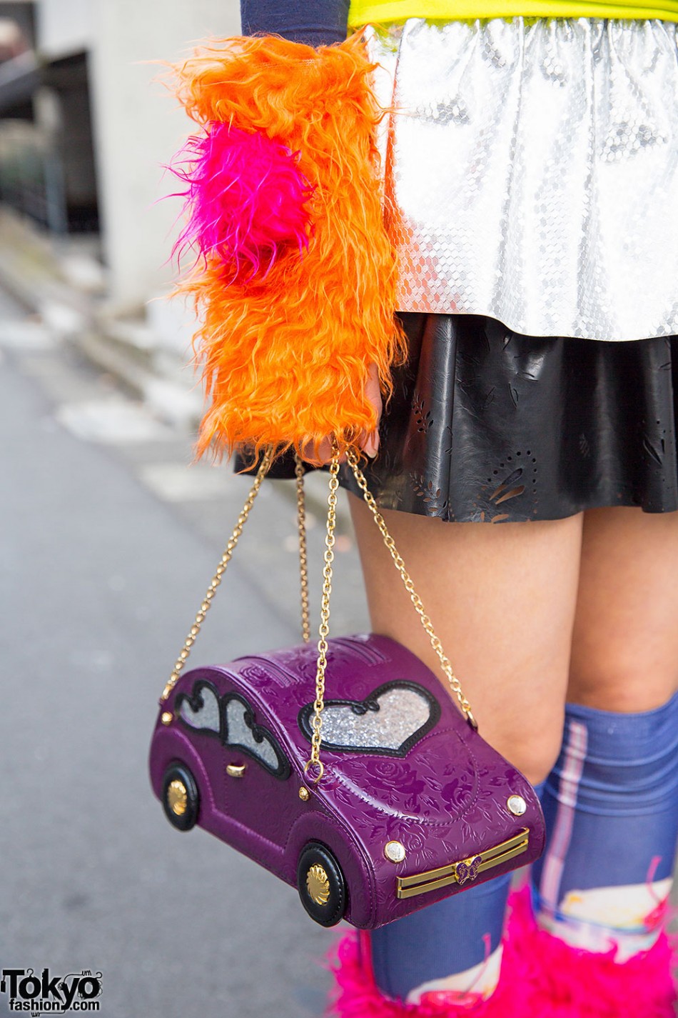 Harajuku Cyber Style w/ Pen & Lolly, CyberDog, Gas Mask & Hair Falls ...