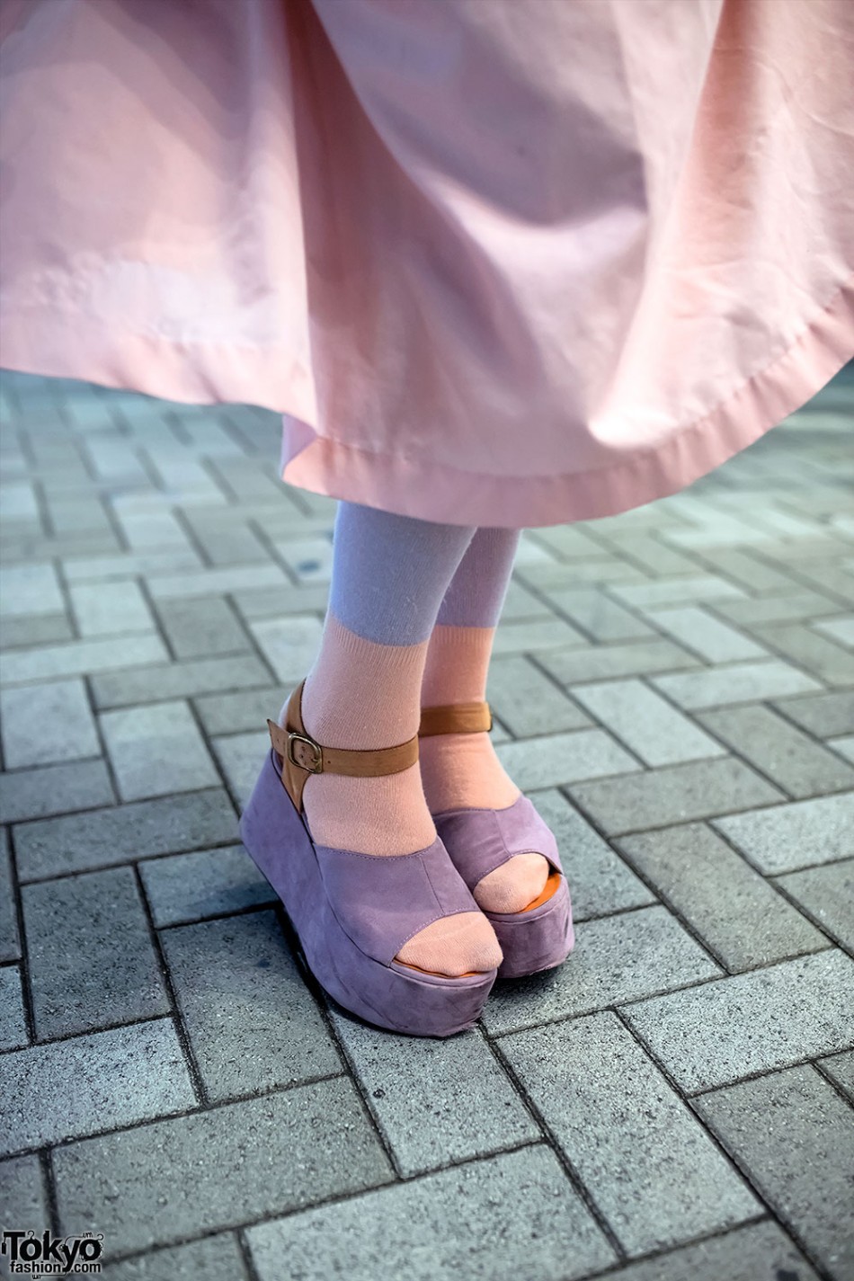 Pink Dress, Purple Platform Sandals & Remake Tote Bag in Harajuku ...