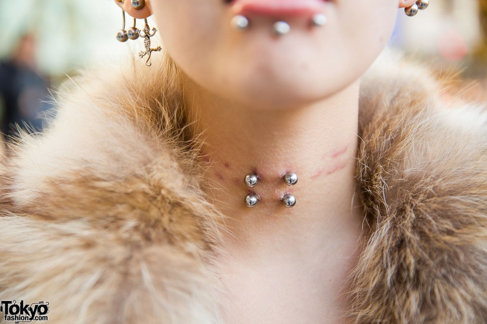 Neck Piercings in Japan – Tokyo Fashion