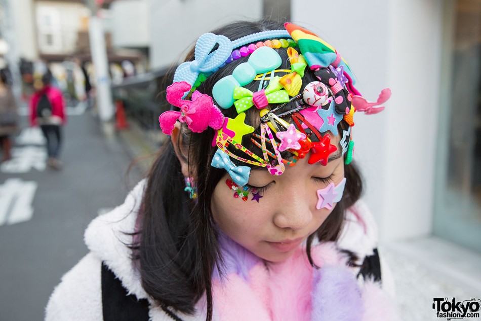 Harajuku Decora Girls w/ Hair Clips, Tutus, Plush Jackets & Pikachu Bag ...