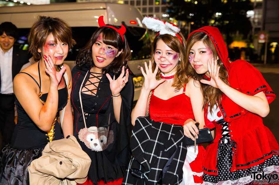 Halloween Eve in Japan – 150 Halloween Costume Pictures – Tokyo Fashion