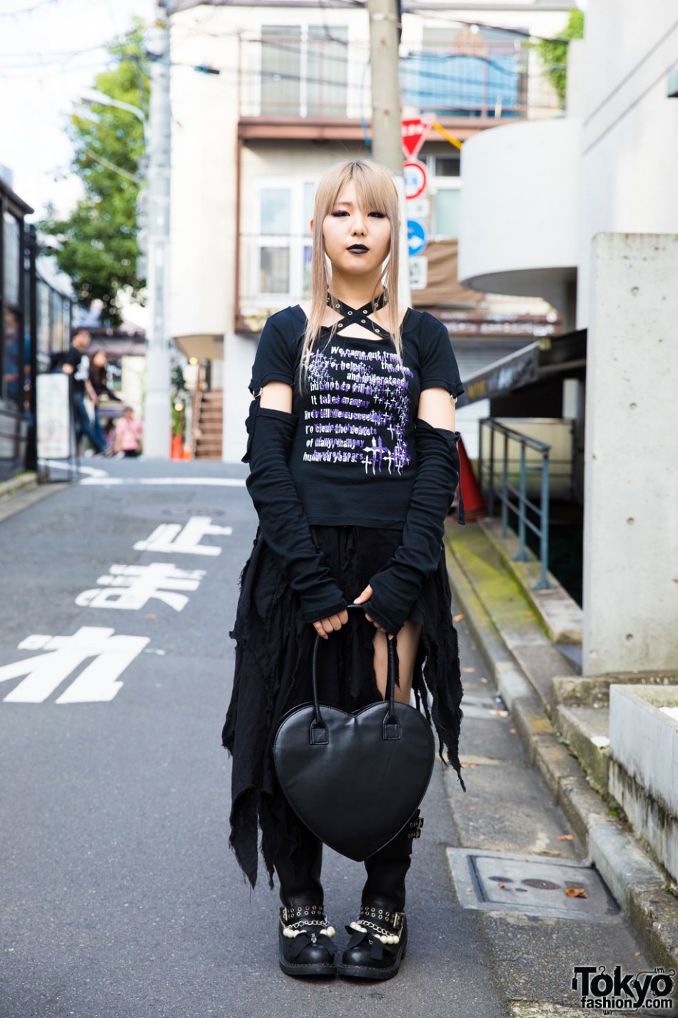 Gothic Harajuku Street Style w/ Deorart, Claire’s & Resale Items ...