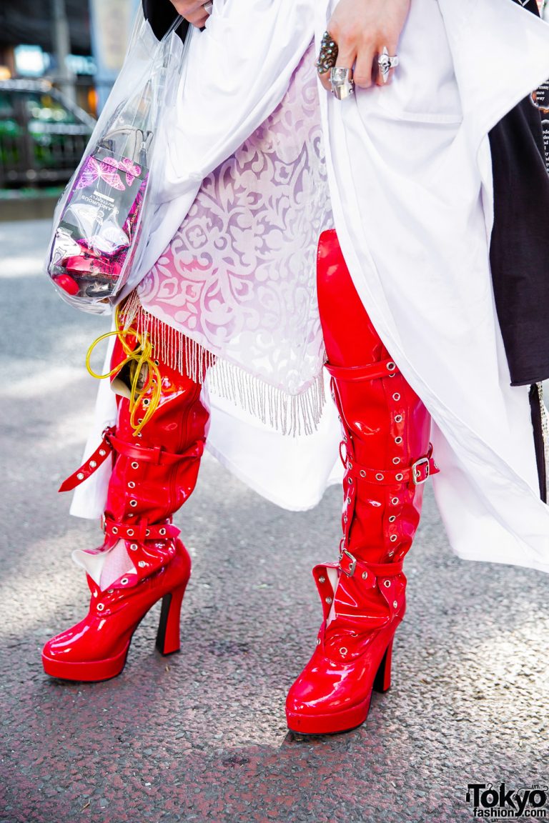 Red Vinyl Tall Boots & Avant-Garde Harajuku Vintage Street Fashion w ...