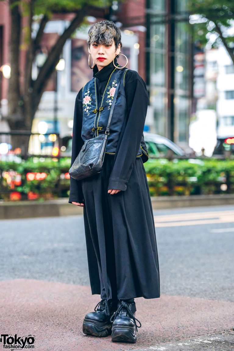 Japanese Streetwear Style w/ Floral Vest, Upturned Collar Shirt, Wide ...