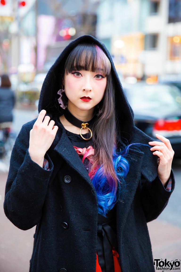 YouTuber RinRin Doll in Harajuku w/ Hisui Hooded Coat, Siiilon Lace ...