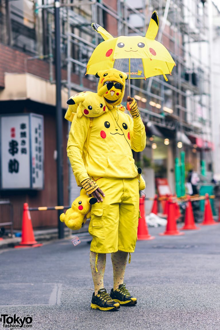 Pikachu Street Style in Harajuku w/ Pickachu Mask, Furry Hat, Hoodie ...