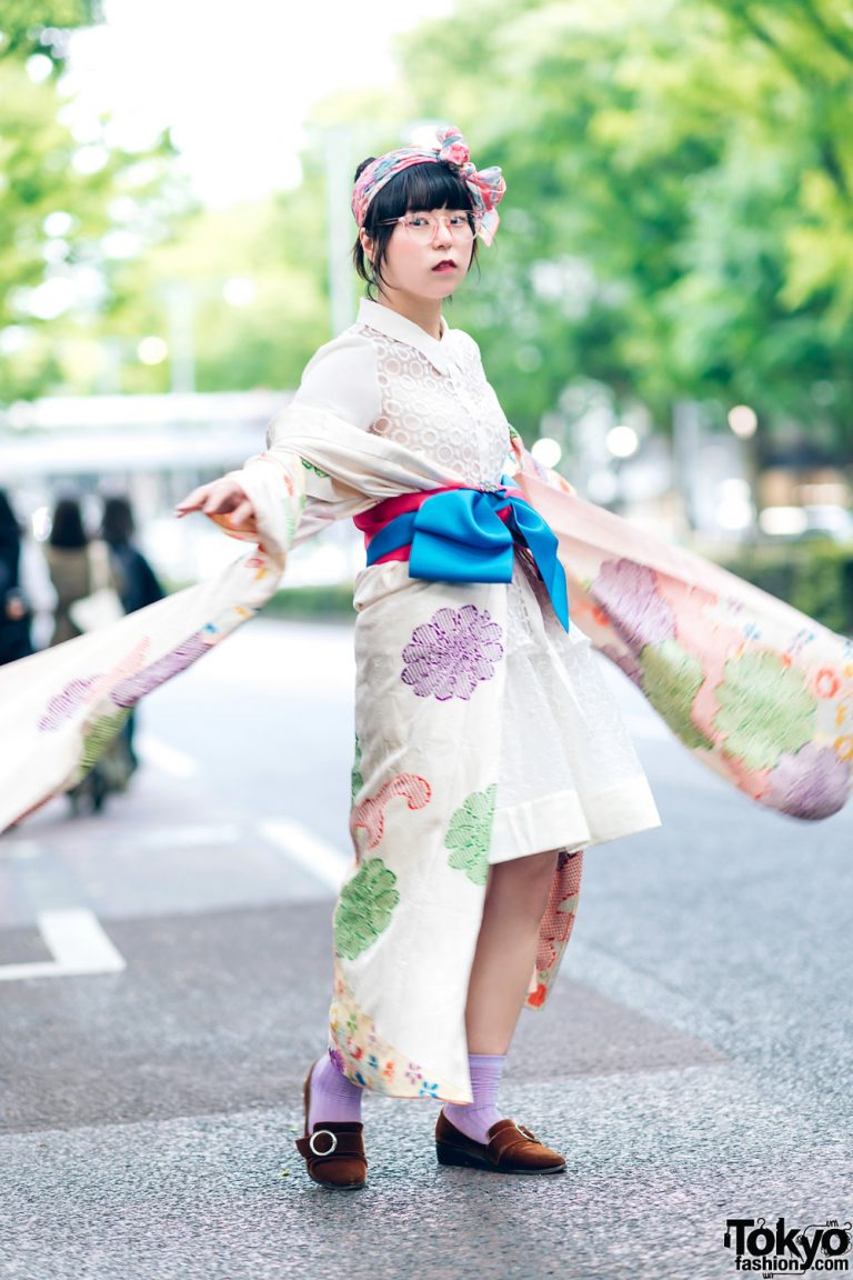 Vintage Japanese Kimono Street Style w/ Printed Headscarf, Sheer Blouse ...