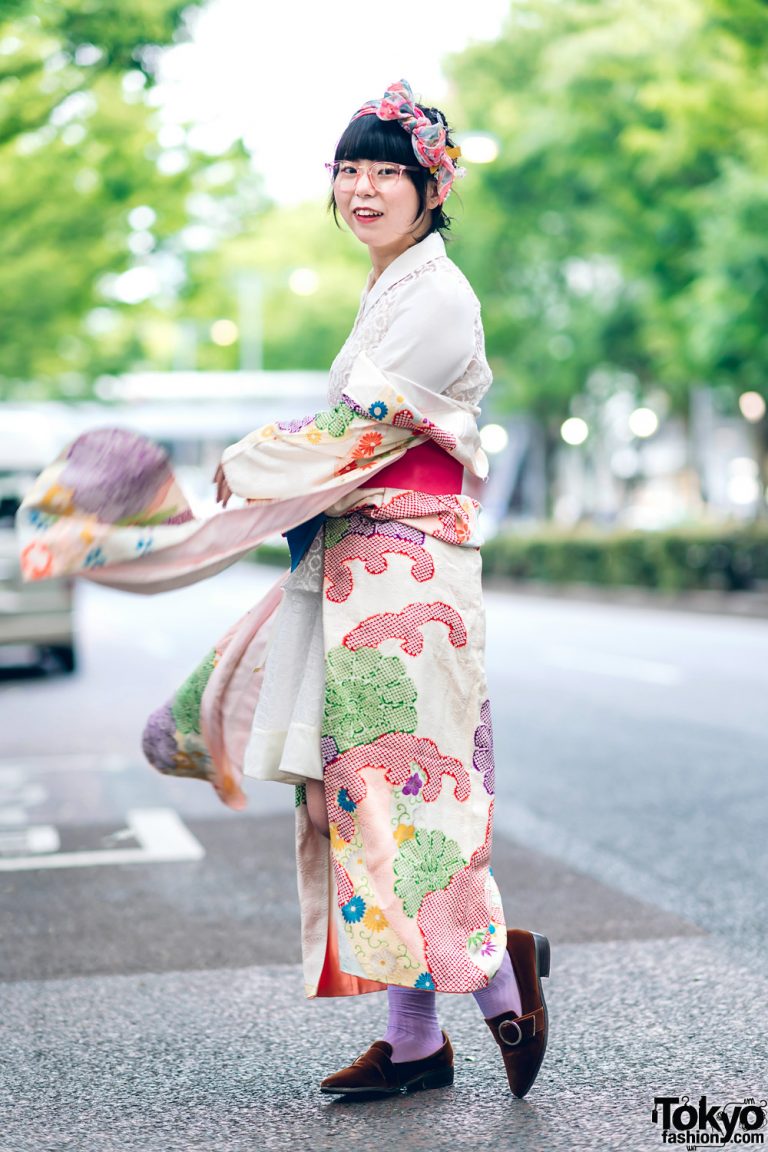 Vintage Japanese Kimono Street Style w/ Printed Headscarf, Sheer Blouse ...