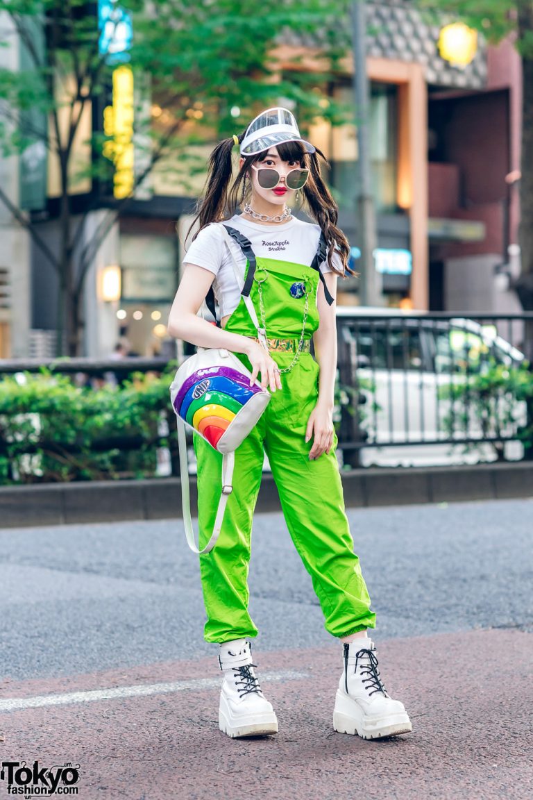 Japanese Pop Idol in Harajuku w/ Twin Tails, Clear Visor, Rose Apple ...
