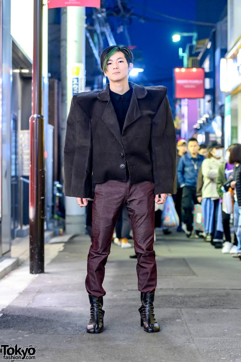 Shoulder Pads Jacket in Harajuku – Tokyo Fashion