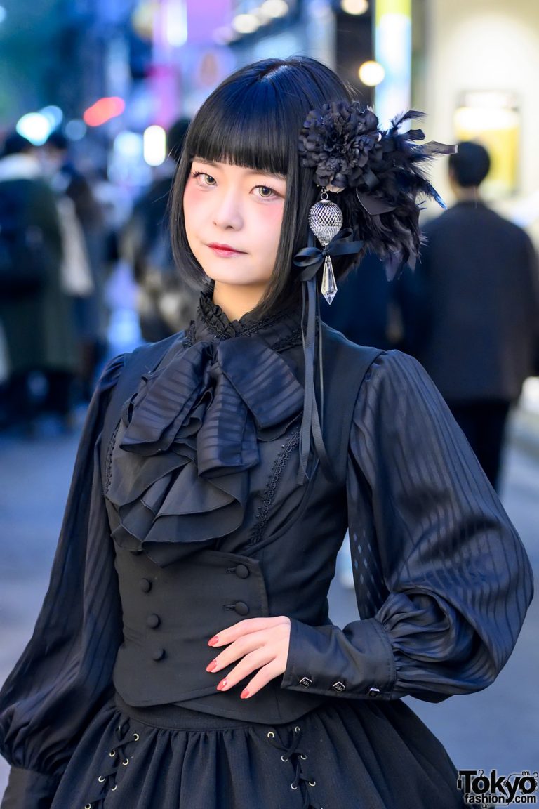 Japanese Gothic Lolita Street Style w/ MR Corset Top, Sheglit Vest, Na ...