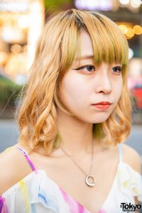 Harajuku Girl Style w/ Curly Bob, Bless Accessories, Braided Belt ...