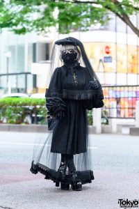 Japanese Shironuri Artist Minori in Dark Remake Harajuku Style w/ Black ...