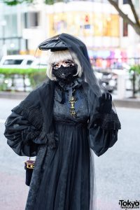 Japanese Shironuri Artist Minori in Dark Remake Harajuku Style w/ Black ...