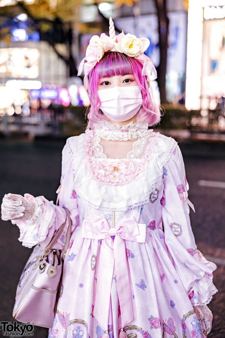 Angelic Pretty Japanese Lolita Street Style w/ Unicorn Horn & Ozz On ...