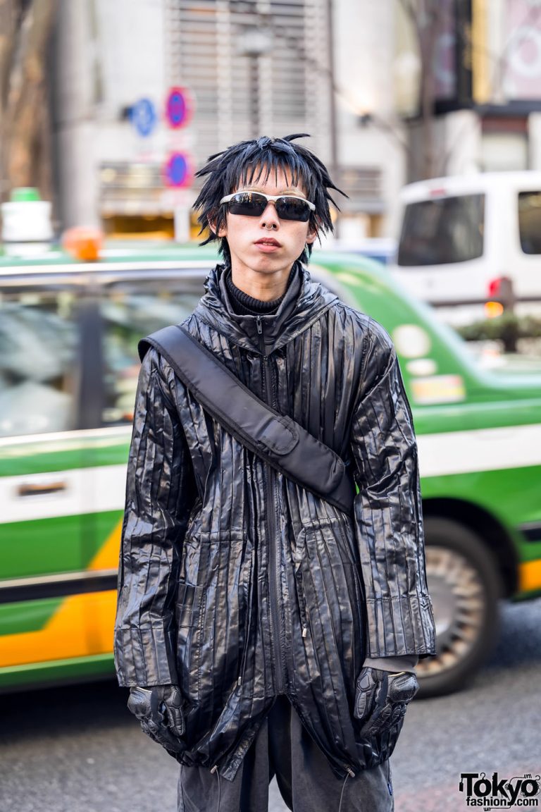 Japanese Cyber/Y2K Street Style With Pleated Jacket in Harajuku – Tokyo ...