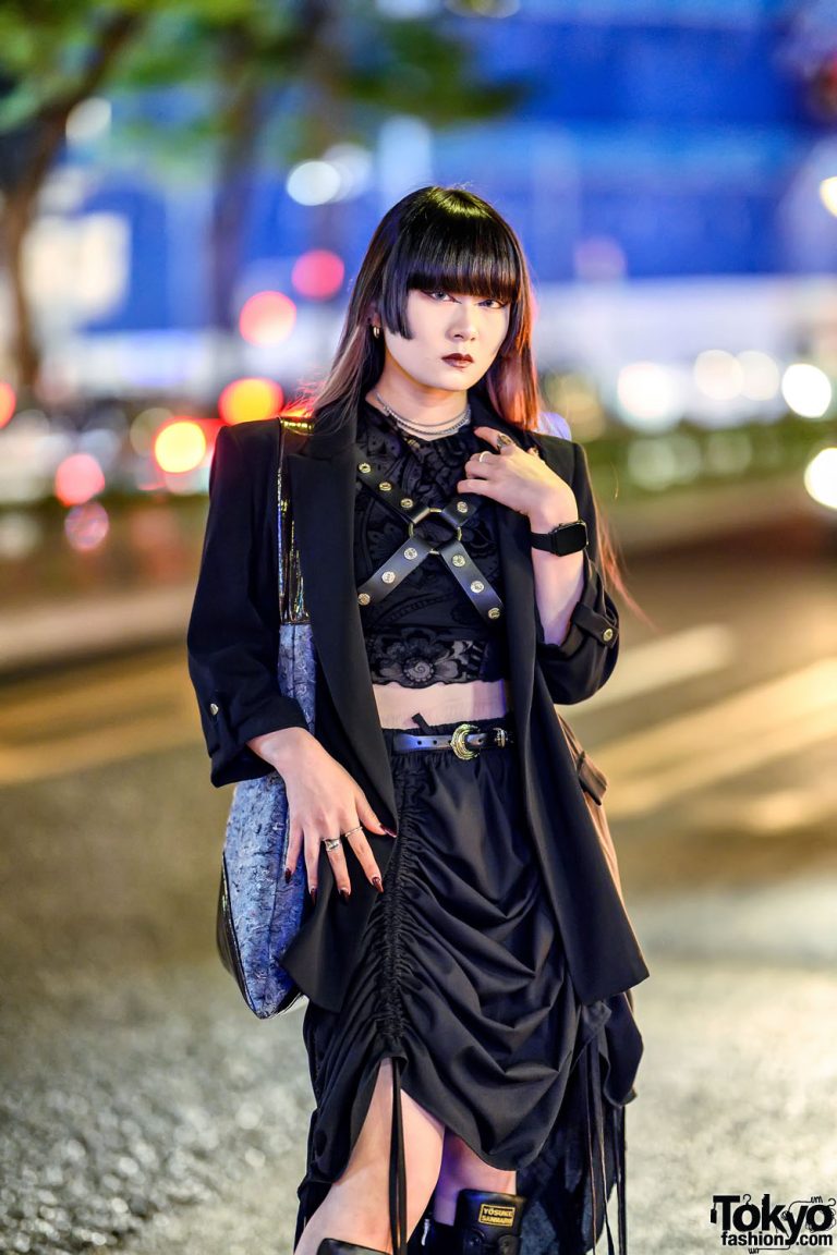 Japanese Dancer w/ Hime Hairstyle in All Black Harajuku Street Style ...